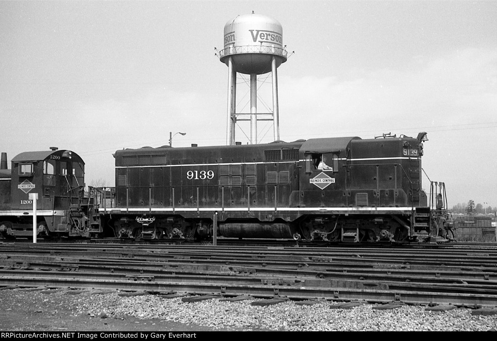 IC GP9 #9139 - Illinois Central